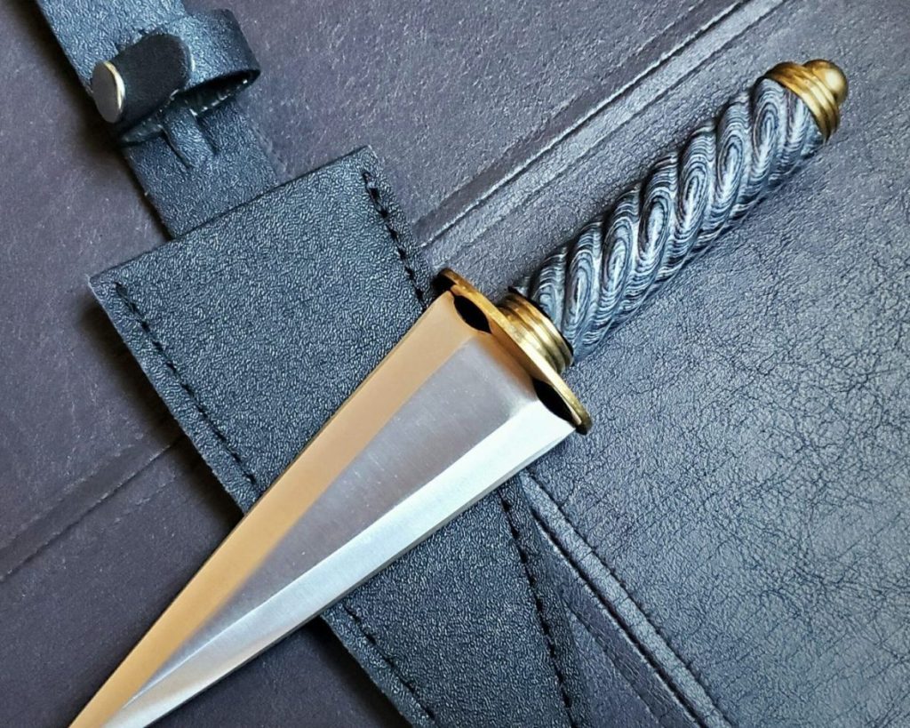 Black Spiral Athame, Large Altar Dagger, Occult Knives - Oddities For ...