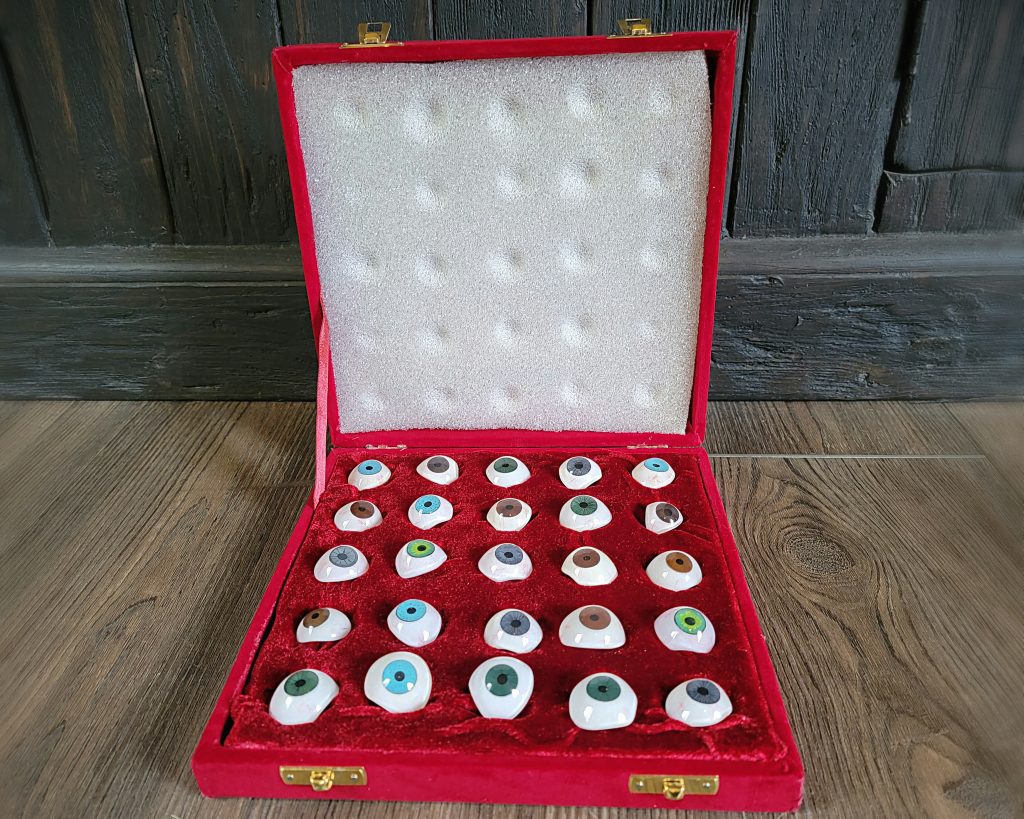 Prosthetic Human Eyes, Vintage Style Acrylic Fake Eyes, Oddities ...