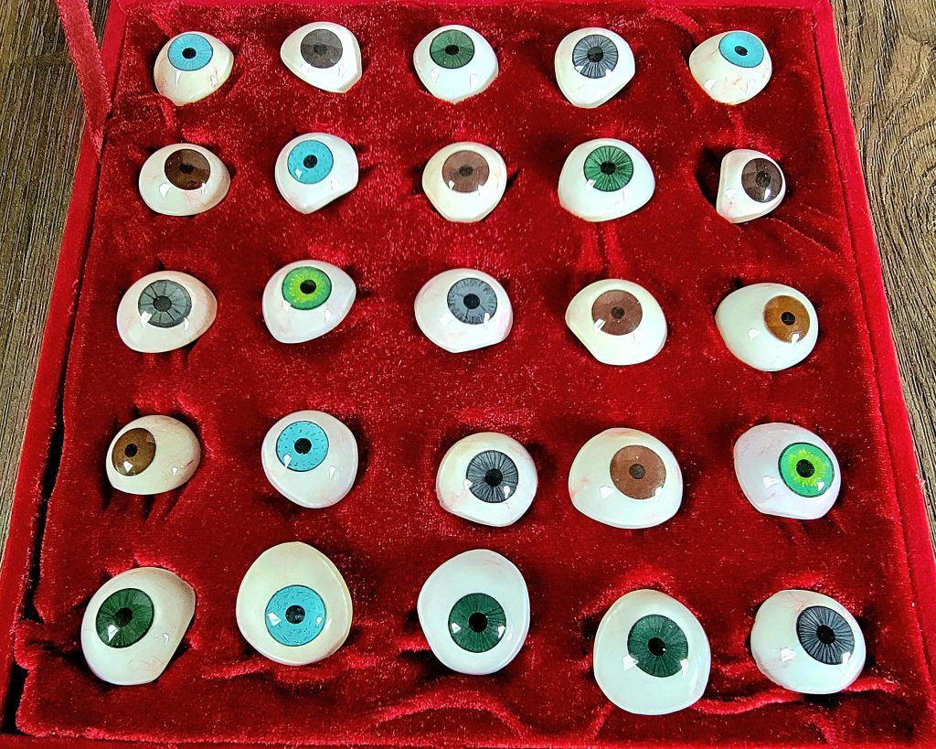 Prosthetic Human Eyes, Vintage Style Acrylic Fake Eyes, Oddities ...